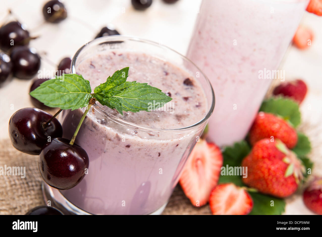 Fresh strawberry milkshakes hi-res stock photography and images - Alamy