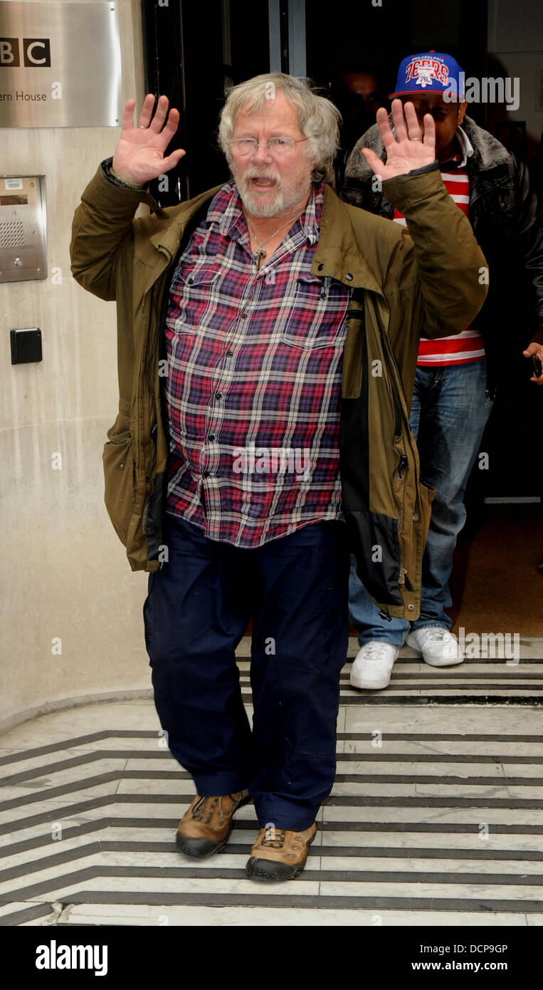 Bill Oddie outside the BBC Radio 2 studios London, England - 02.11.11 ...