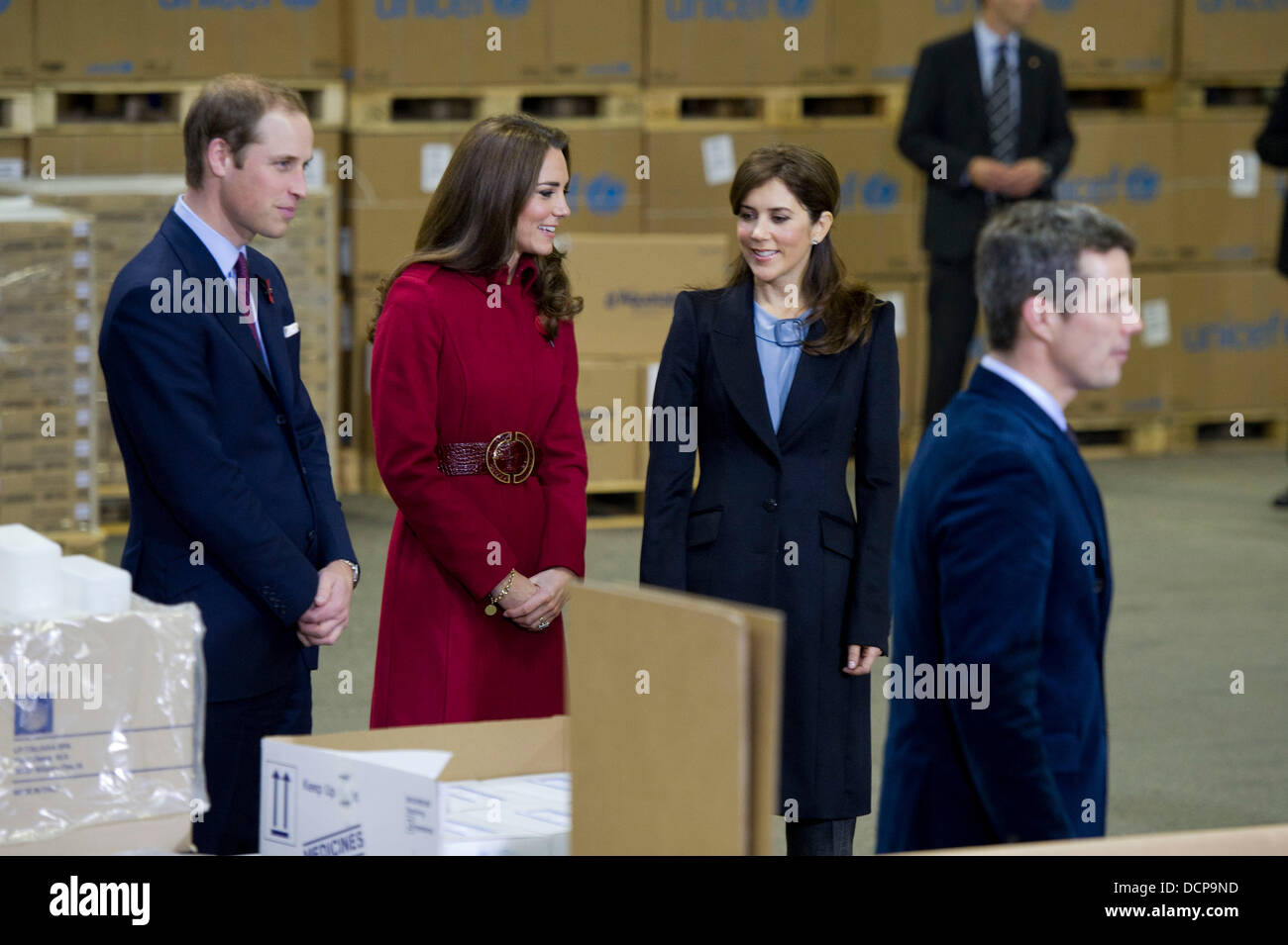 Princess mary kate middleton crown hi-res stock photography and images ...