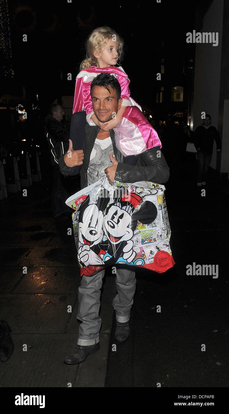 Disney Store On Oxford Street High Resolution Stock Photography and ...