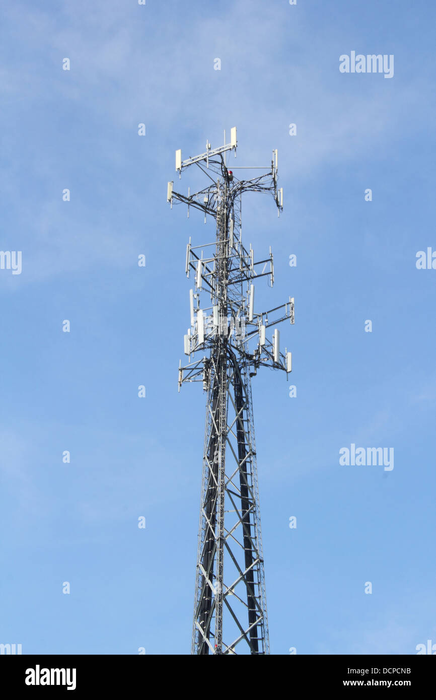 Cell tower construction hi-res stock photography and images - Alamy