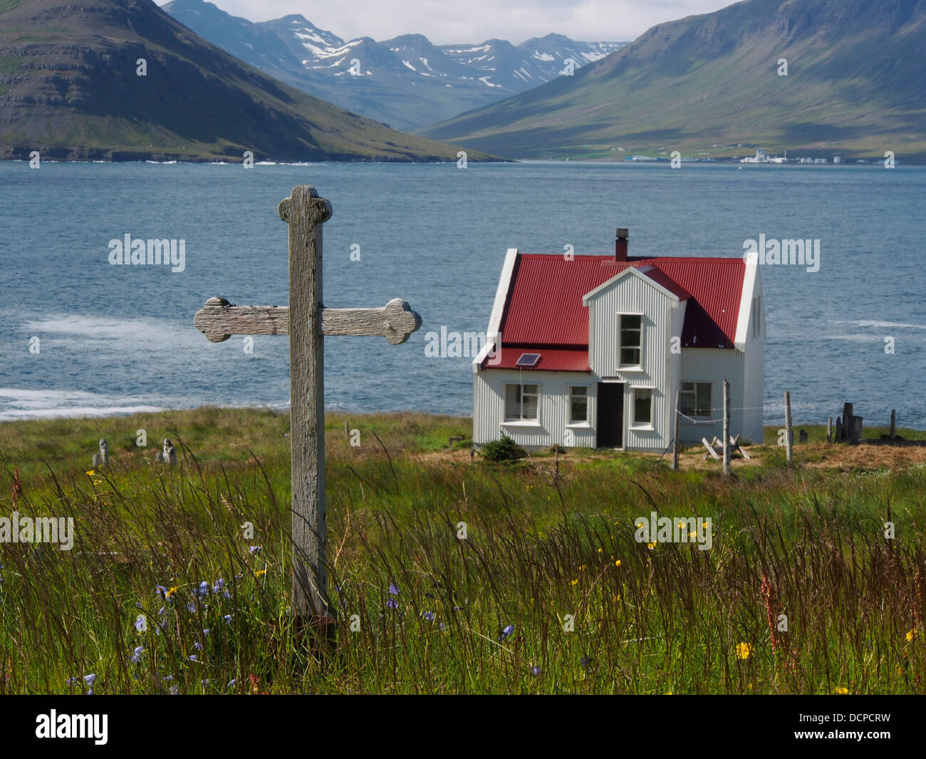 Cross abandoned hi-res stock photography and images - Alamy