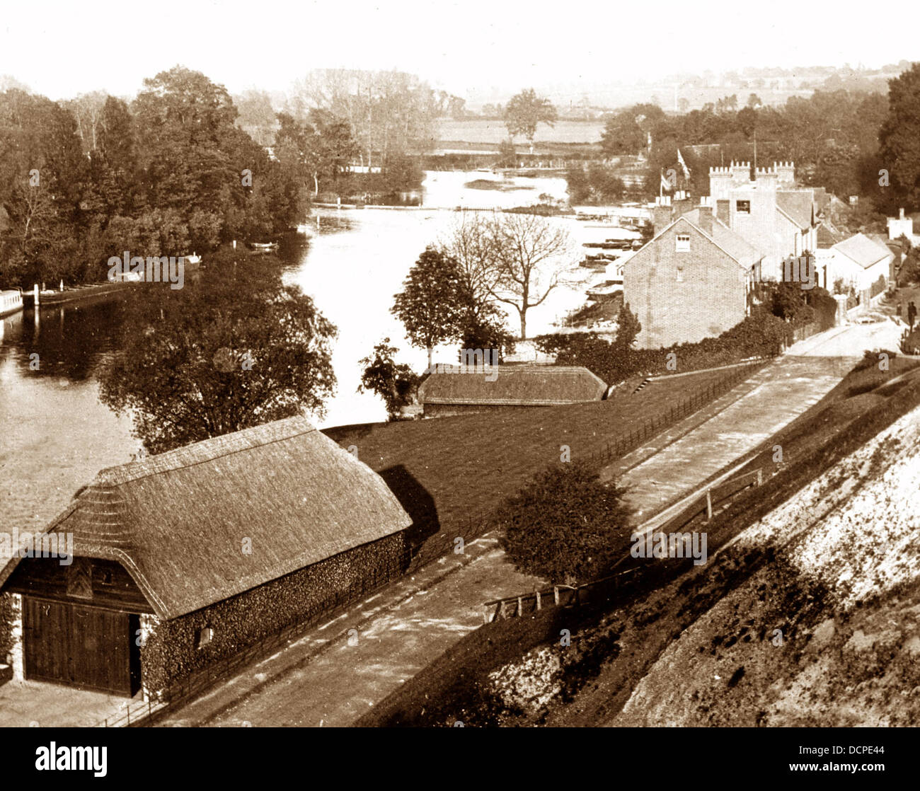 Pangbourne River Thames Victorian period Stock Photo - Alamy