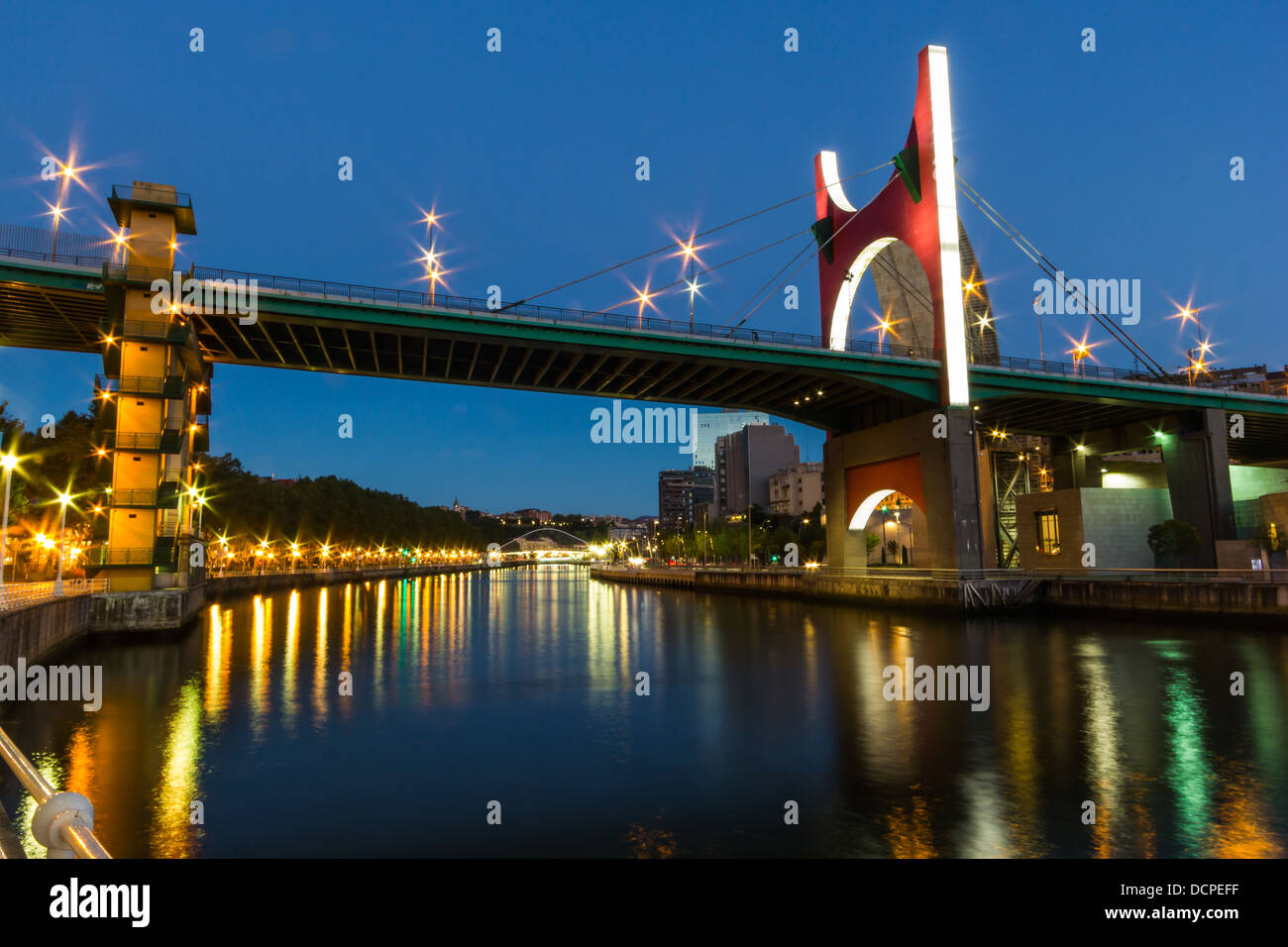 Bilbao red bridge hi-res stock photography and images - Alamy
