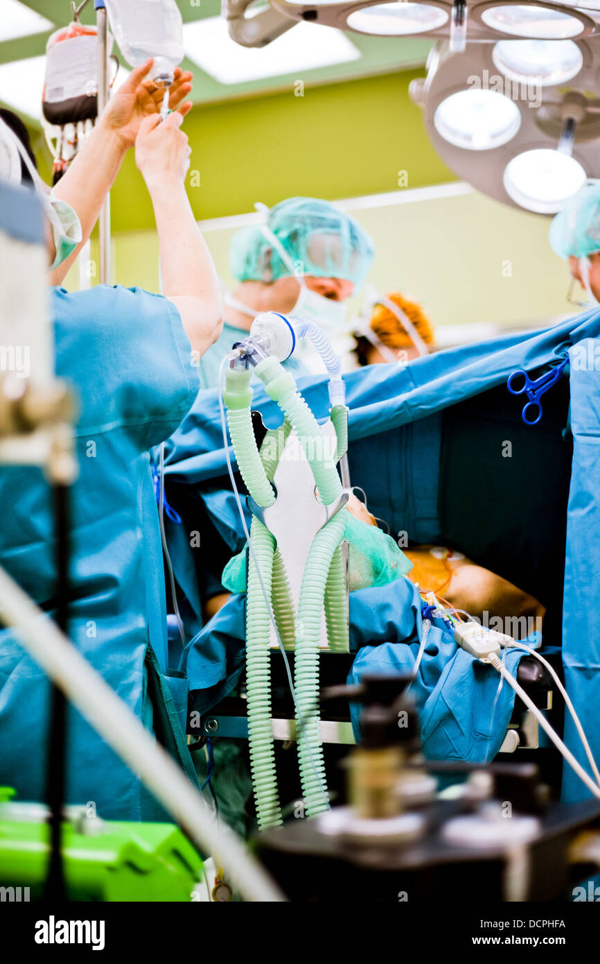 Medical oxigen hi-res stock photography and images - Alamy