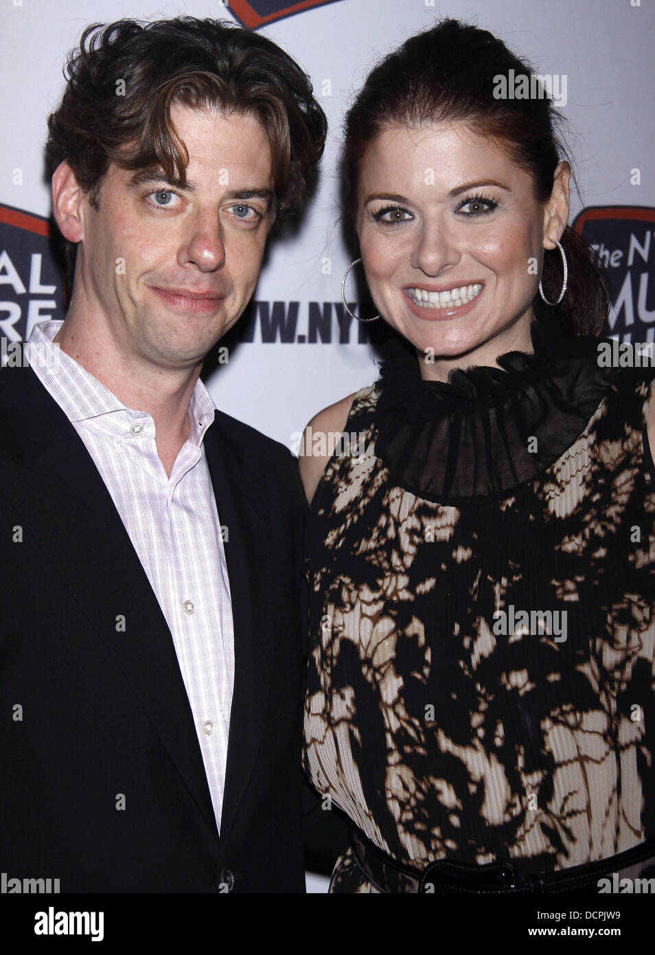 Christian borle debra messing hi-res stock photography and images - Alamy