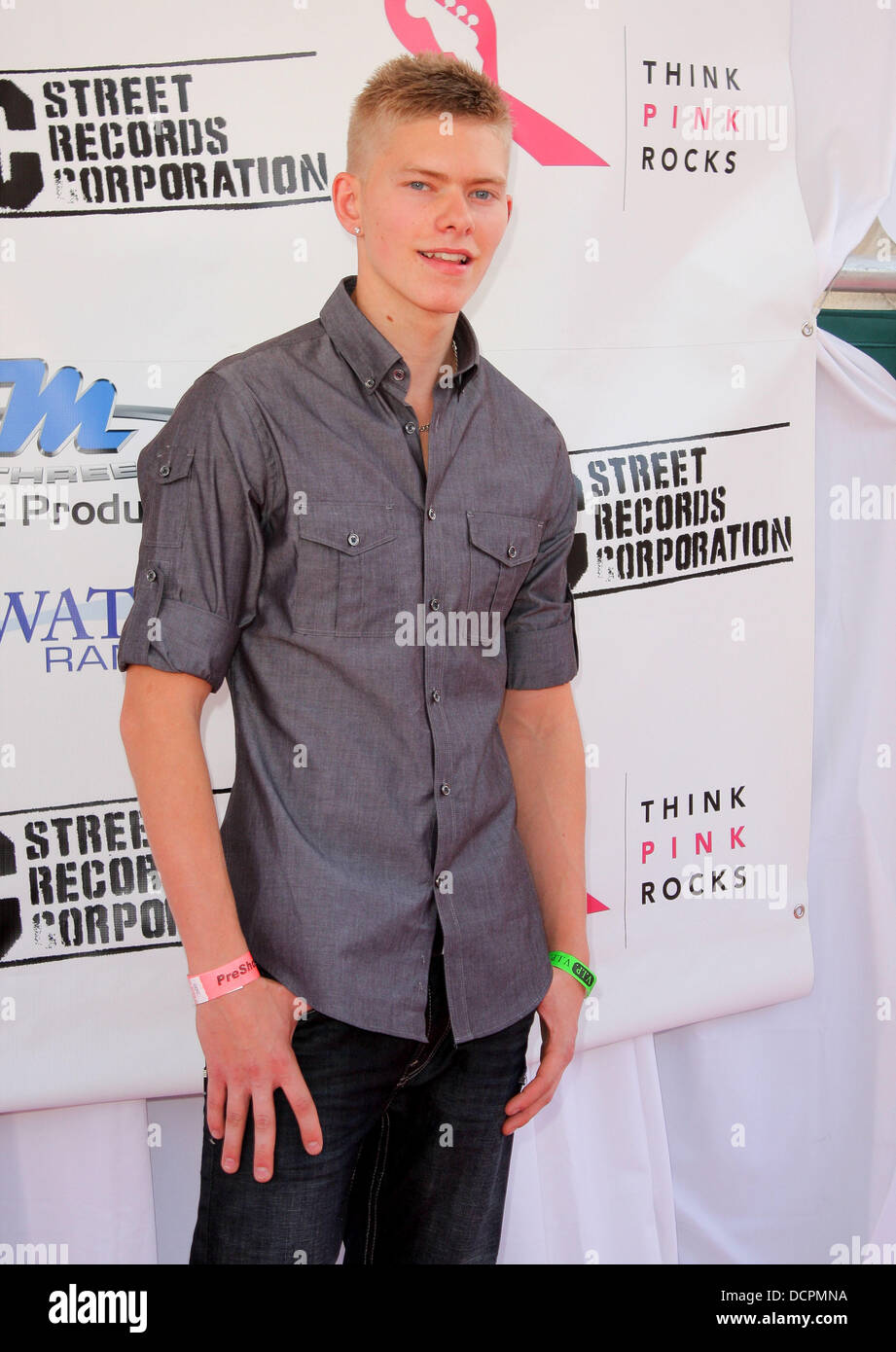 Kody Think Pink Rocks - Arrivals at the Mizner Park Amphitheatre Boca ...