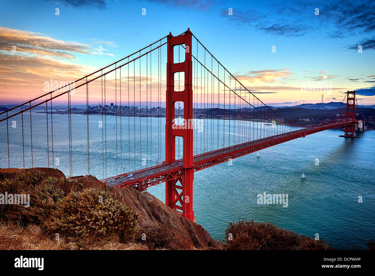 horizontal view of Golden Gate Bridge Stock Photo - Alamy