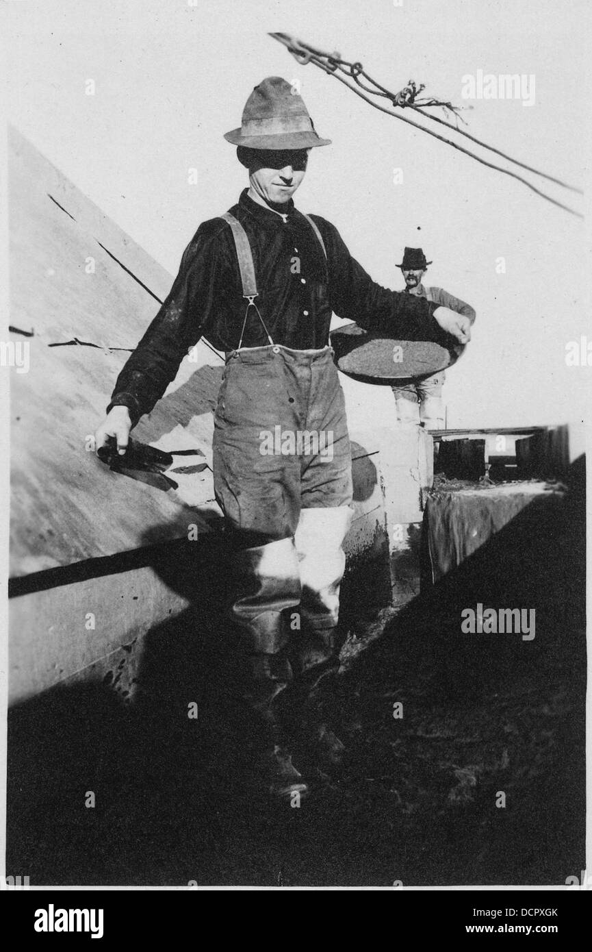 Clean mine hi-res stock photography and images - Alamy