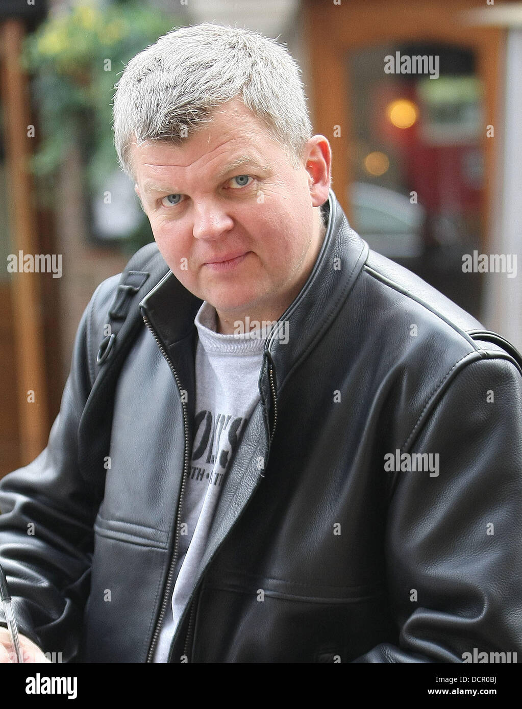 Adrian Chiles at the ITV studios London, England - 10.11.11 Stock Photo ...