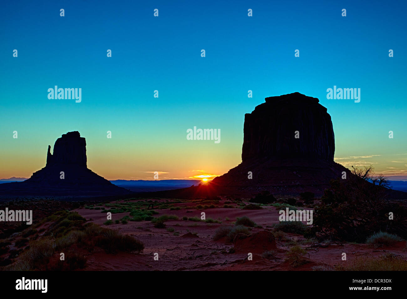 Valley of the sun movie hi-res stock photography and images - Alamy