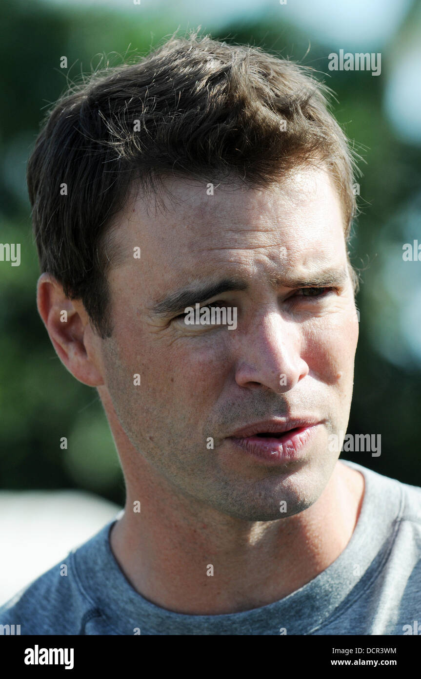 Scott Foley The Chris Evert / Raymond James Pro-Celebrity Tennis ...