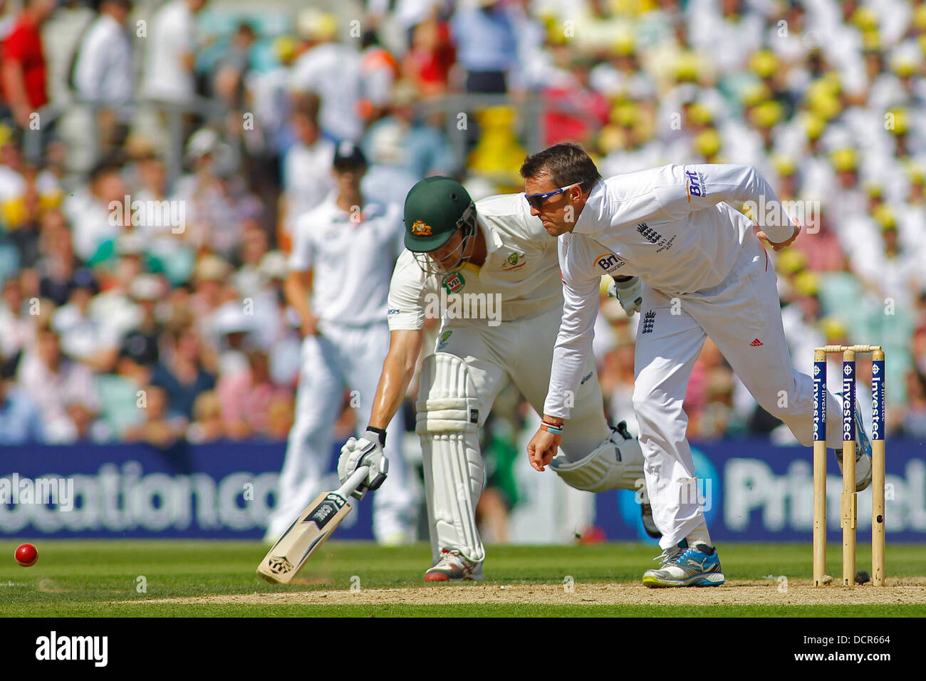 London, UK. 21st Aug, 2013. Shane Watson and Graeme Swann during day ...