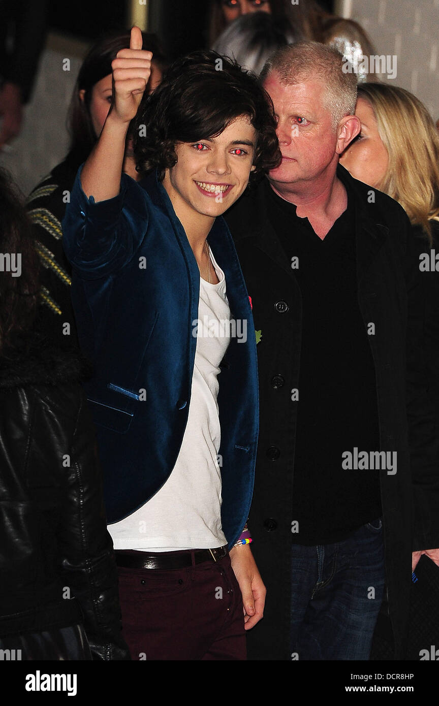 Harry Styles of One Direction at X Factor Fountain Studios London ...