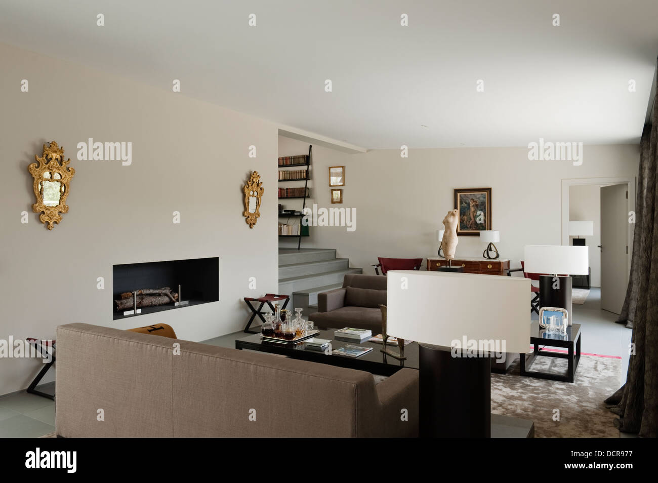 Interior living room modern hi-res stock photography and images - Alamy