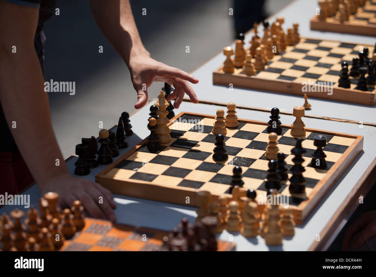 Hand moves chess pieces hi-res stock photography and images - Alamy