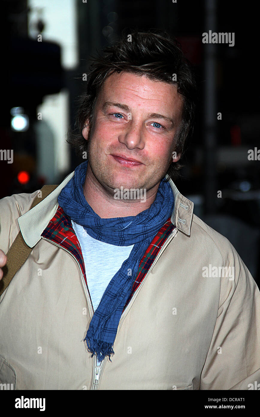 Jamie Oliver Celebrities arriving at the Ed Sullivan Theater for 'The ...