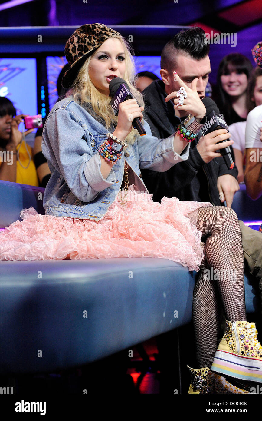 Colette Carr appearances on Much Music's New.Music.Live. Toronto ...