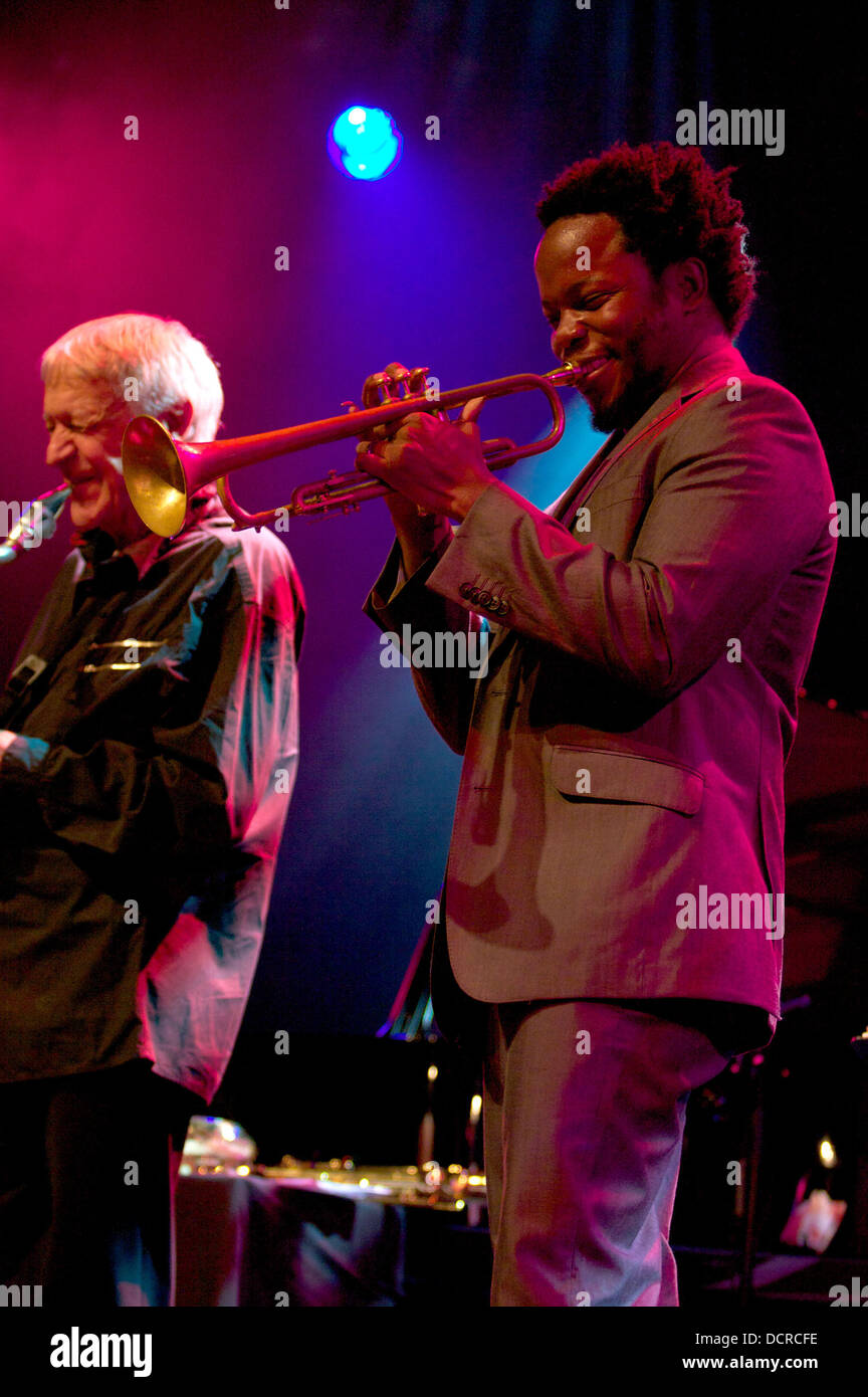 Elizabeth mccormack hi-res stock photography and images - Alamy