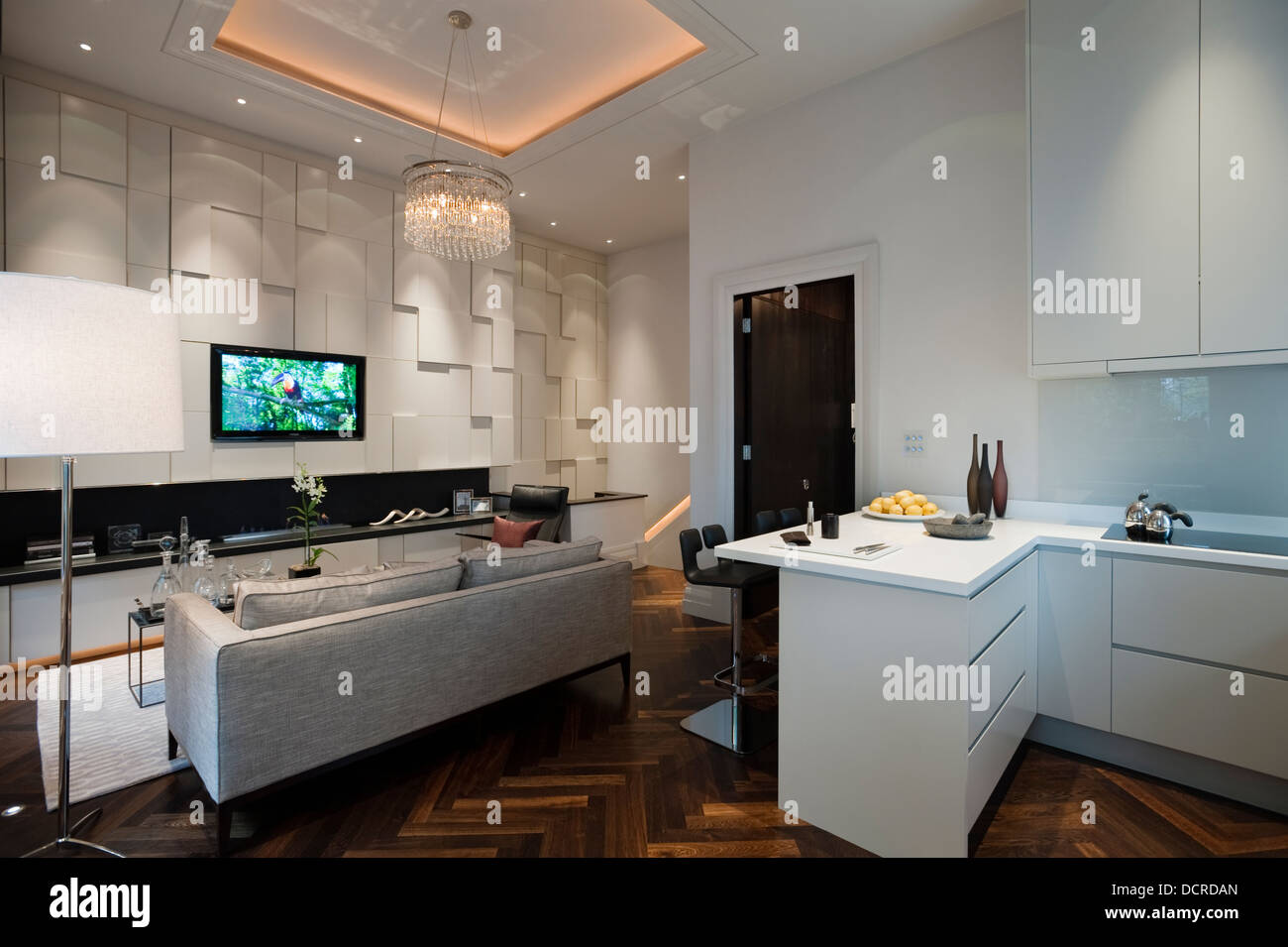 Open plan kitchen living hi-res stock photography and images - Alamy