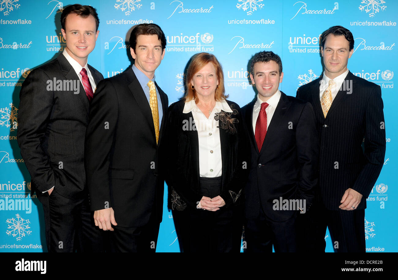 Quinn VanAntwerp, Andy Karl, Christine Stonbelyn, Jarrod Spector and ...