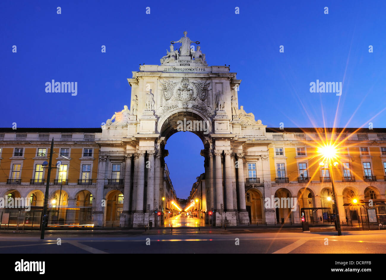 Arch of augusta in lisbon Stock Photo - Alamy