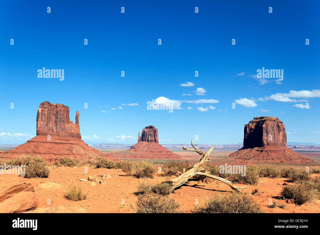 famous landscape of Monument Valley Stock Photo - Alamy