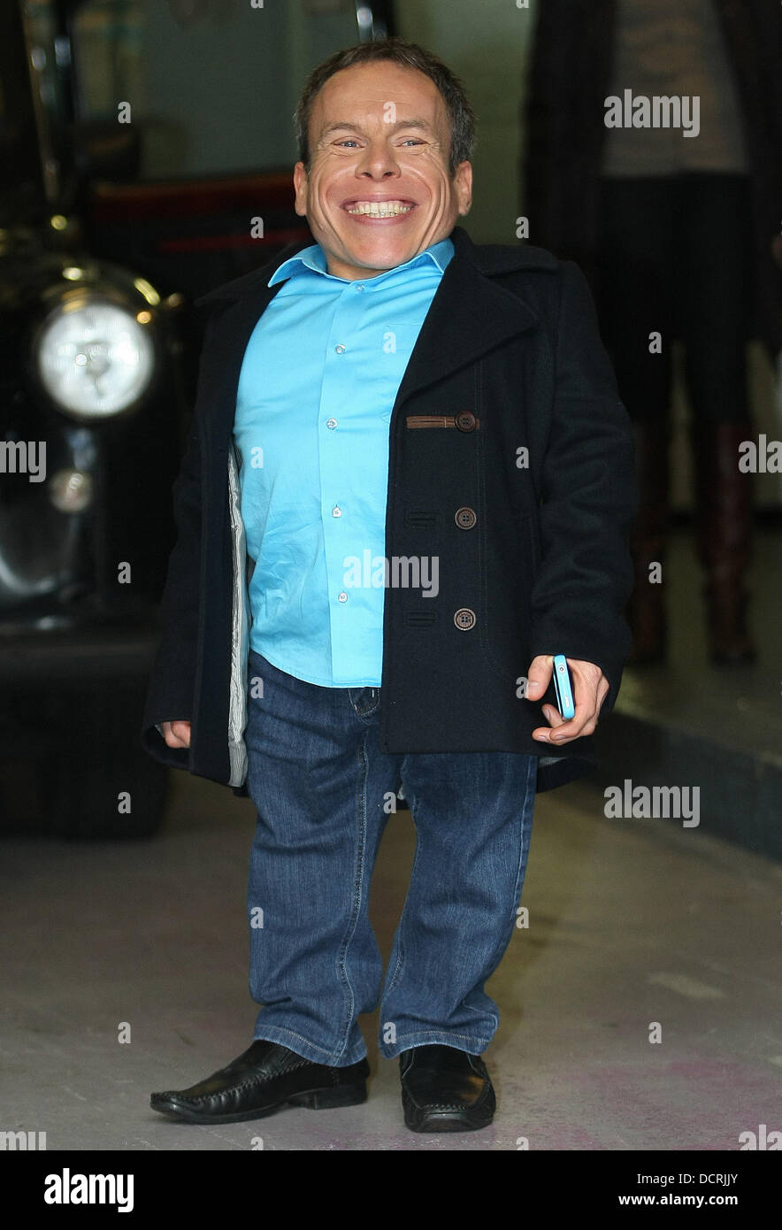 Warwick Davis at the ITV studios London, England - 17.11.11 Stock Photo ...