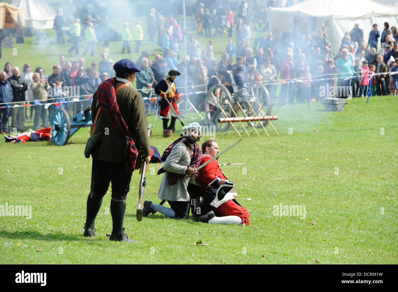 Re enactment jacobite battle hi-res stock photography and images - Alamy