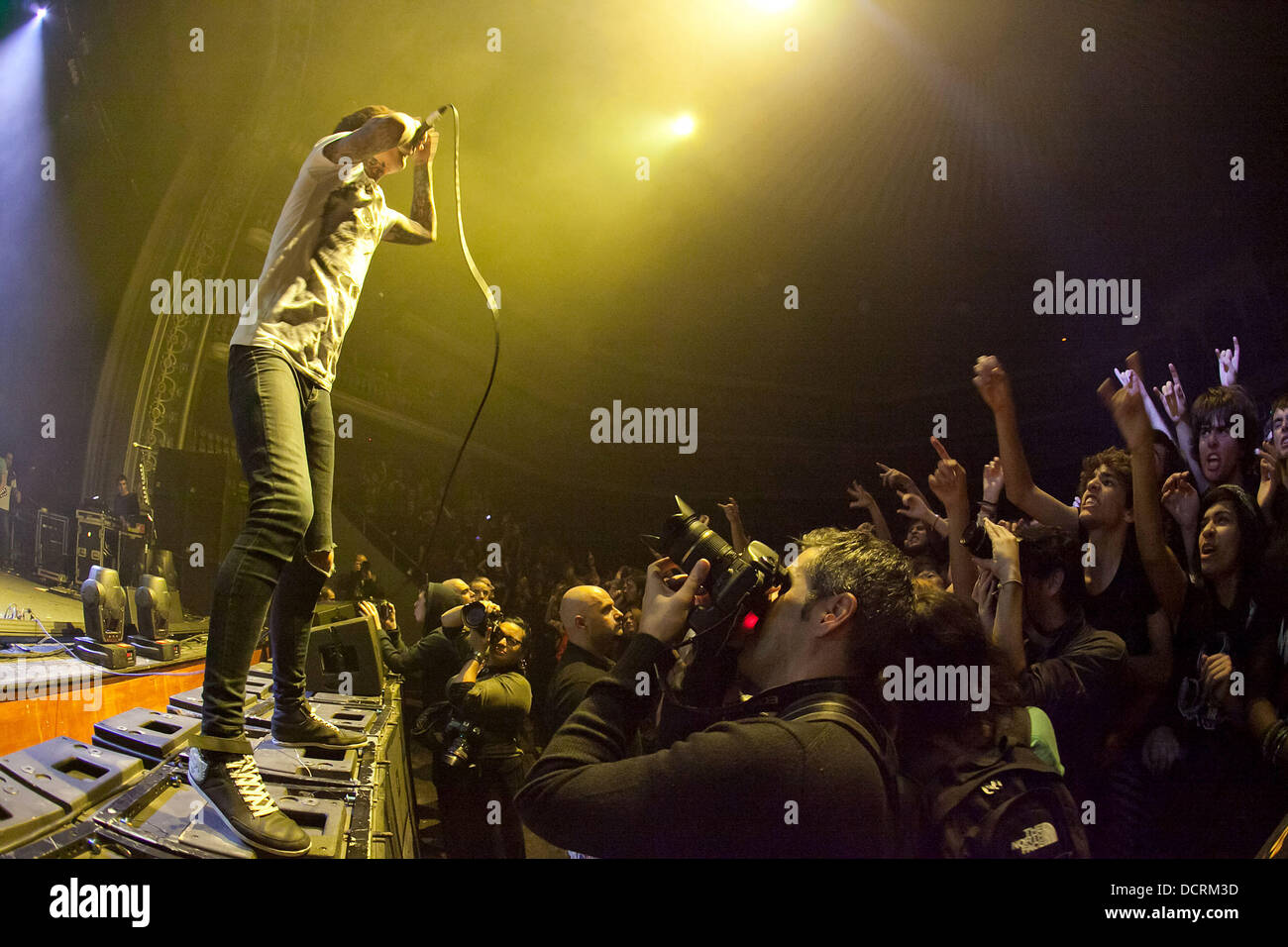 Bring me the horizon concert hi-res stock photography and images - Alamy