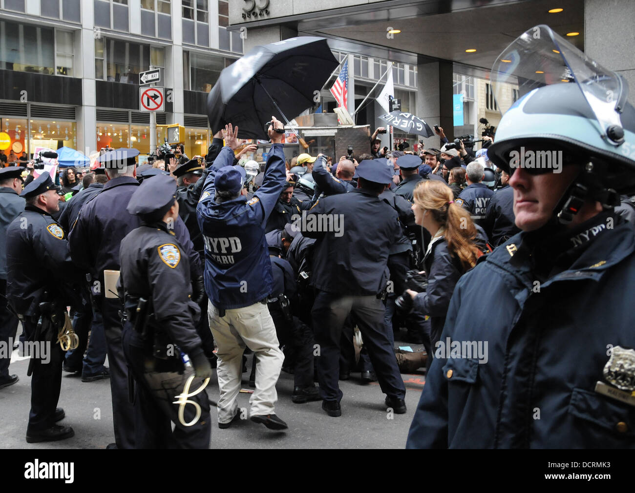Atmosphere The Occupy Wall Street movement marches through Lower ...