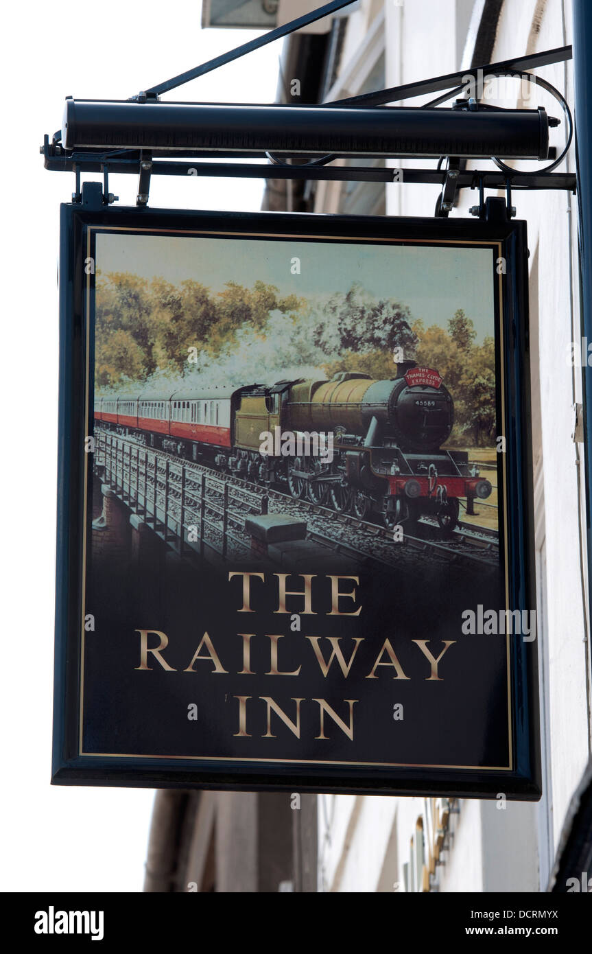 Pub sign railway hi-res stock photography and images - Alamy
