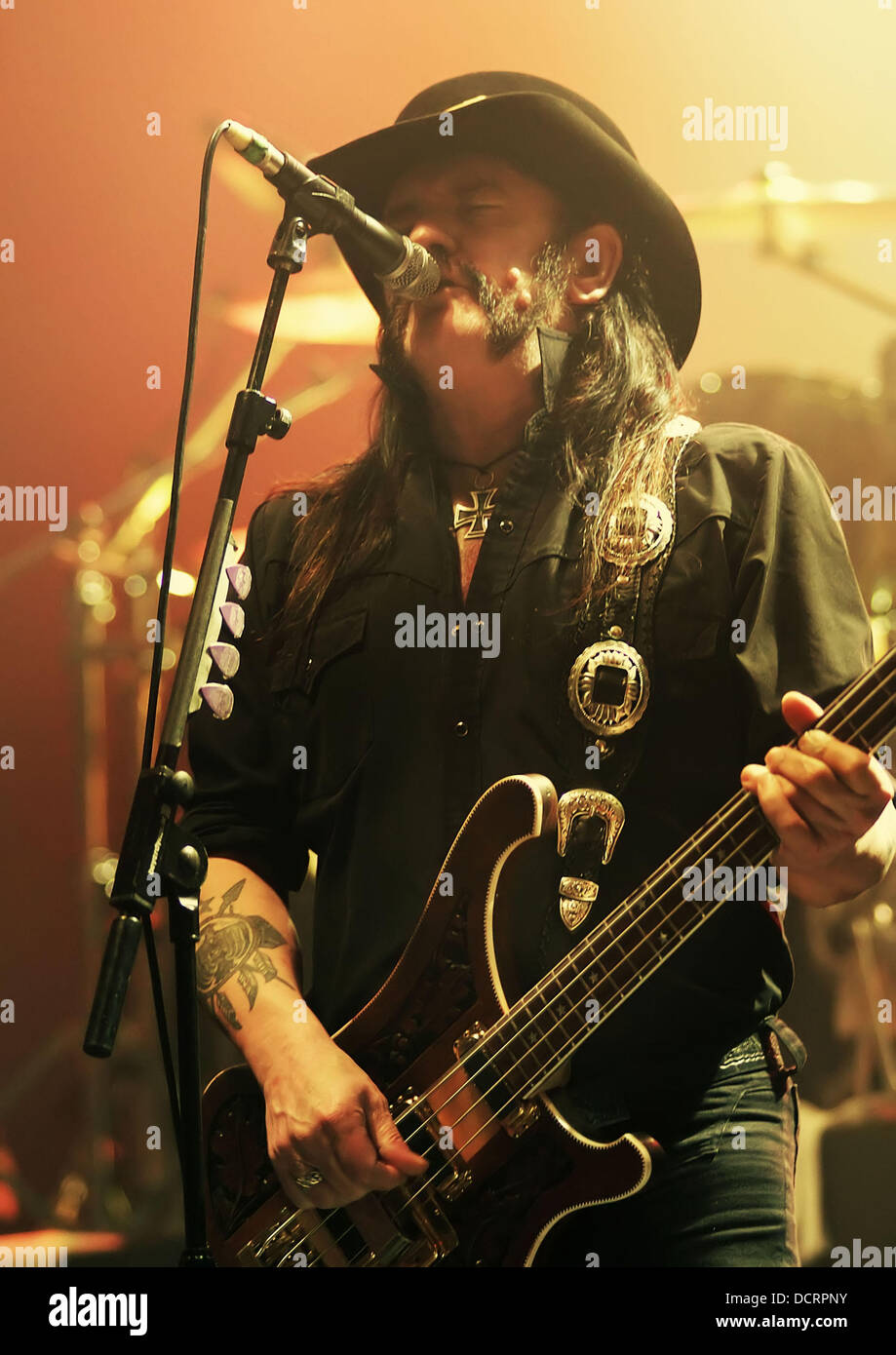 Manchesters apollo hi-res stock photography and images - Alamy