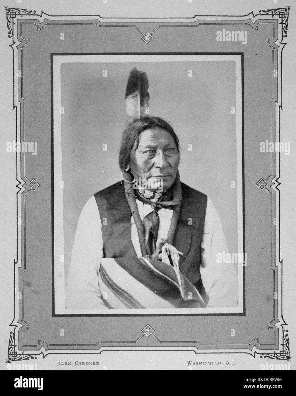 Brule indian portrait hi-res stock photography and images - Alamy
