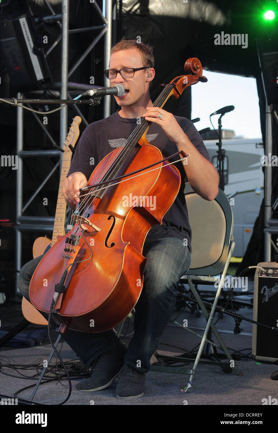 Ben Sollee Orlando Calling Music Festival at Florida Citrus Bowl - Day ...