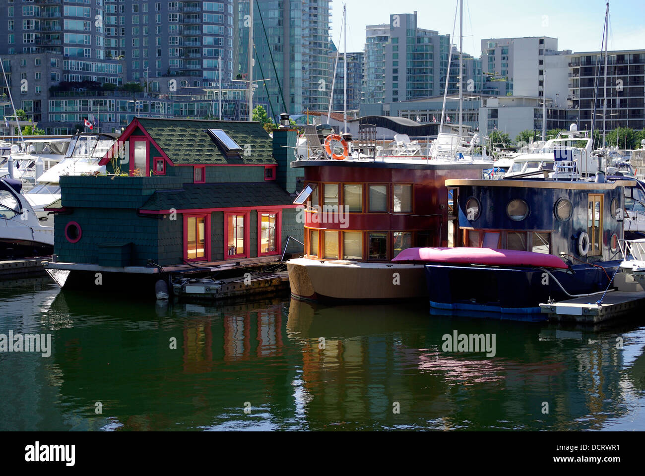 Houseboat boat house residential housing houseboat canada hi-res stock ...