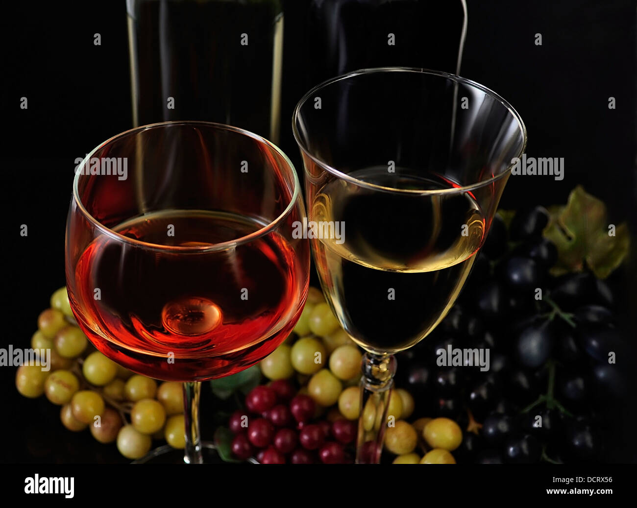 red and white wine Stock Photo - Alamy
