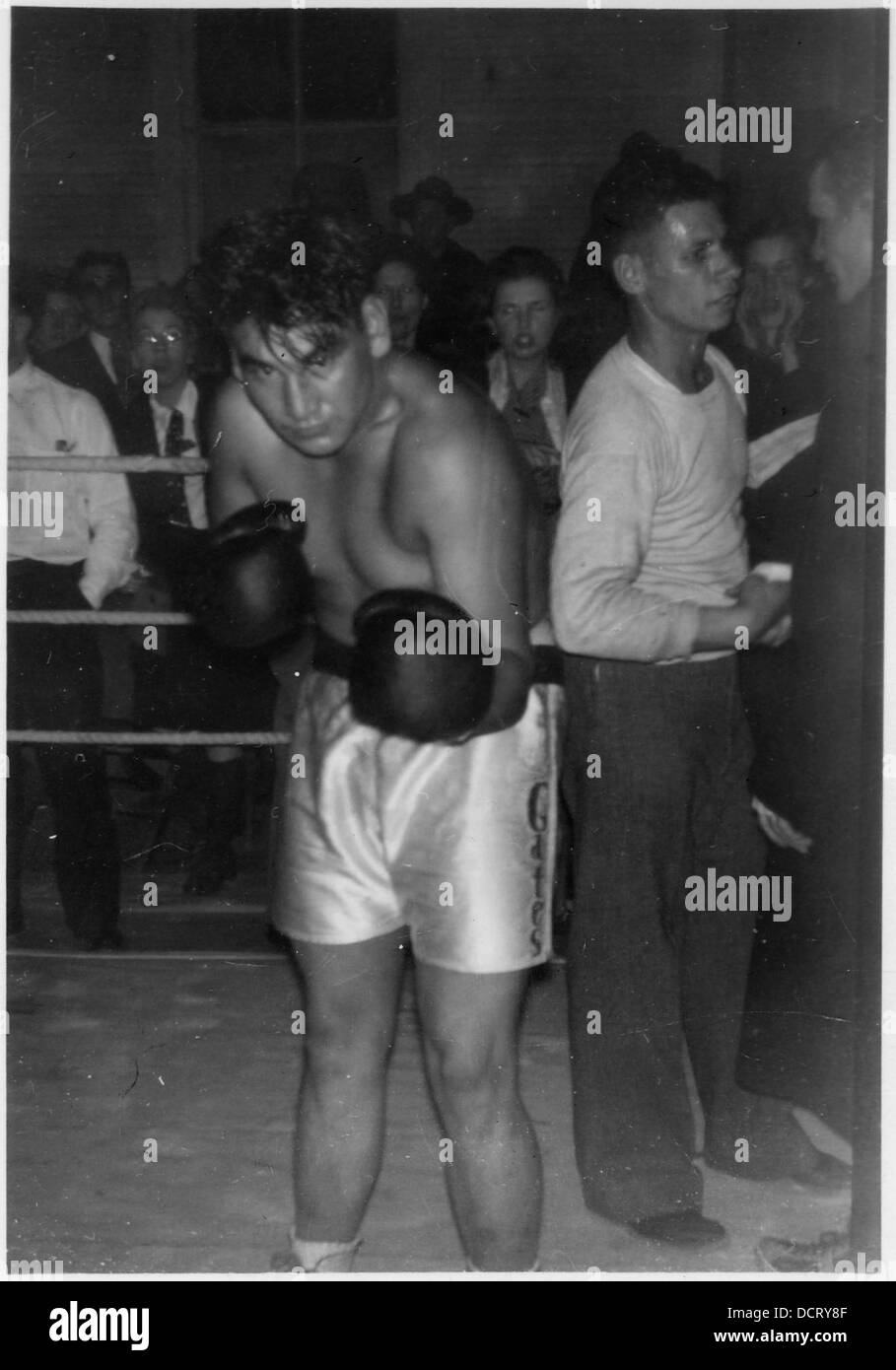 Historic boxing match hi-res stock photography and images - Alamy