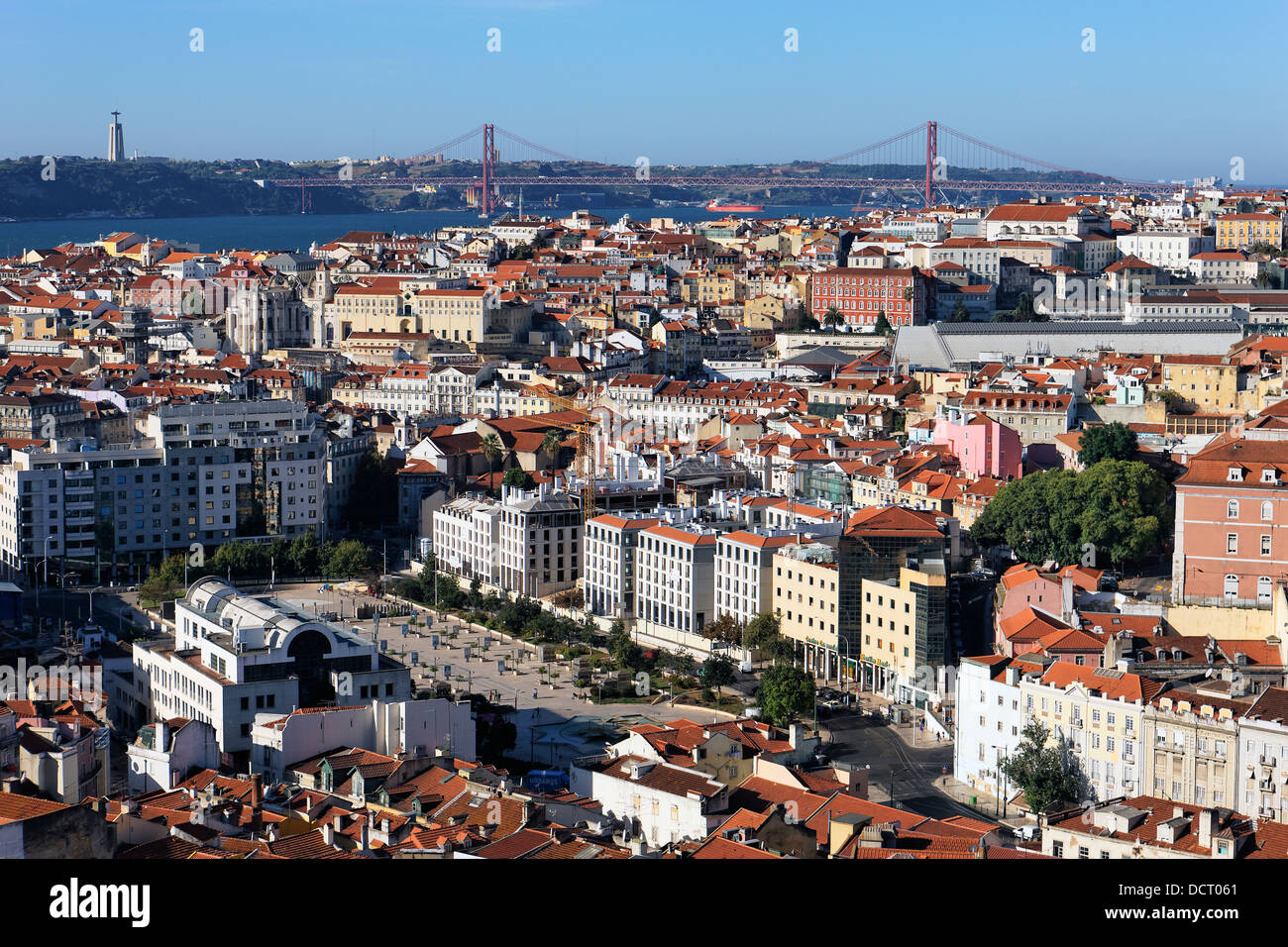 Lisbon street tower crane hi-res stock photography and images - Alamy