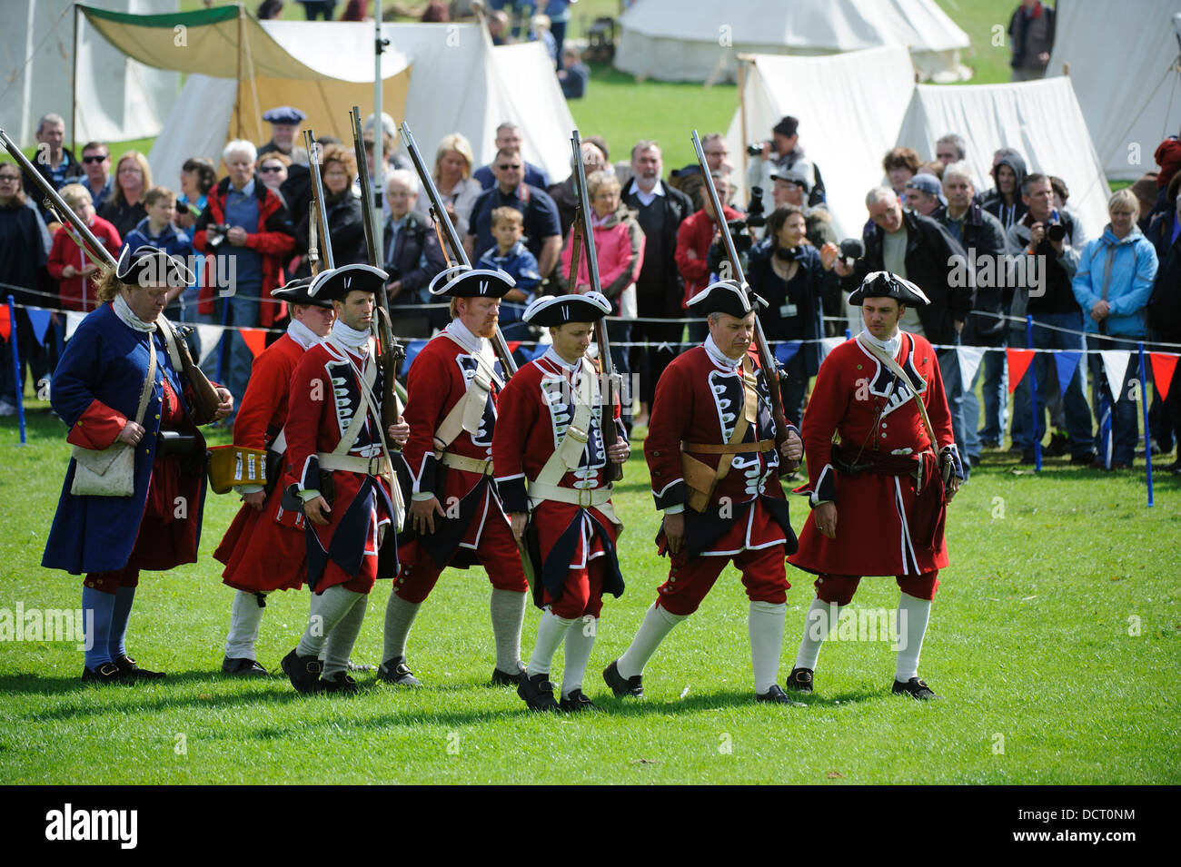 Redcoats hi-res stock photography and images - Alamy