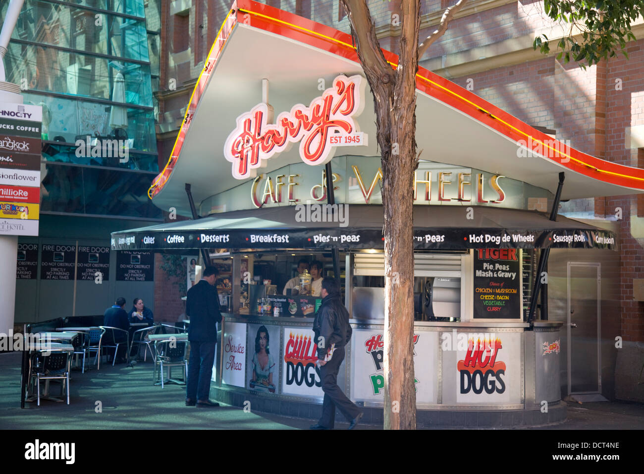famous harrys cafe de wheels restaurant in capitol square, haymarket ...