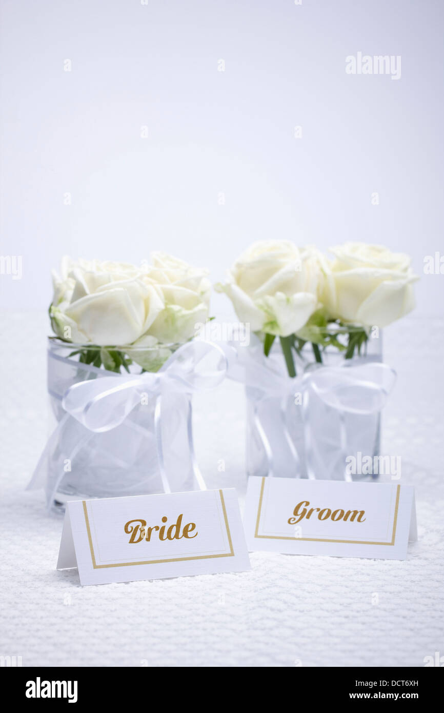 wedding cards with white roses Stock Photo - Alamy