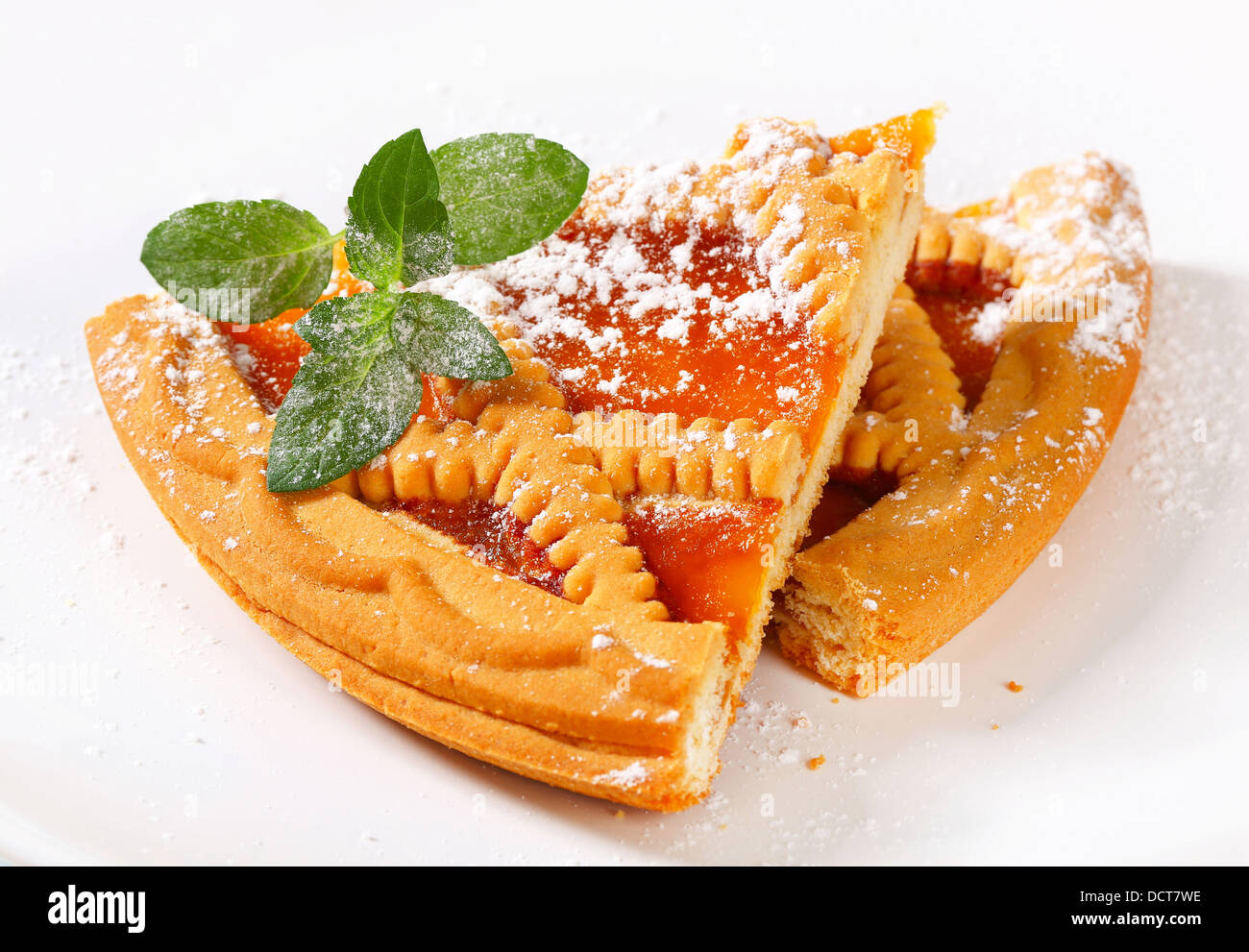 Slices of Linzer apricot tart Stock Photo - Alamy