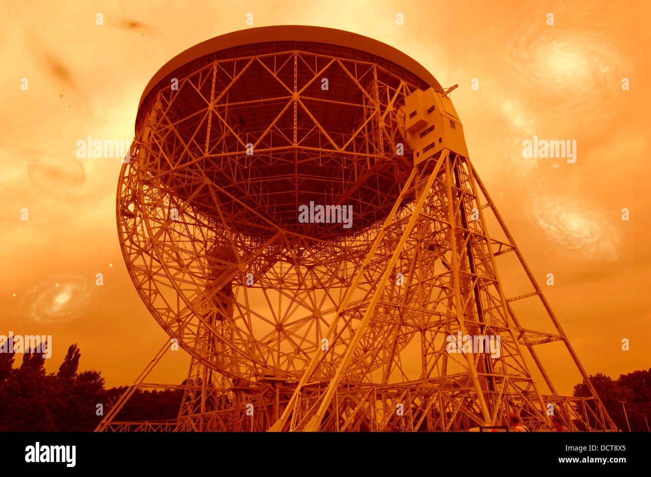 Jodrell bank experimental station hi-res stock photography and images ...