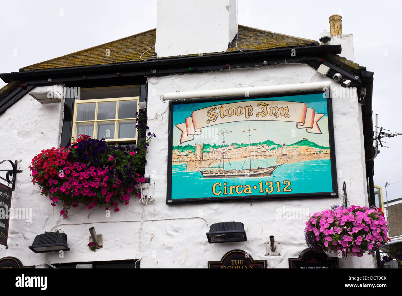 St Ives Sloop High Resolution Stock Photography and Images - Alamy