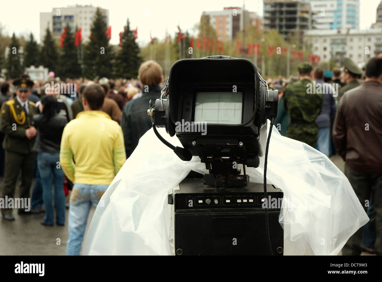 News reel shooting hi-res stock photography and images - Alamy