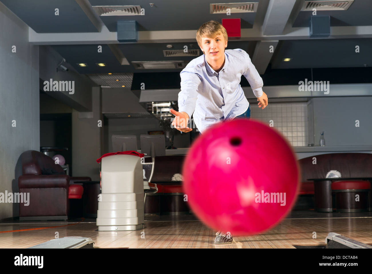 Person bowling hi-res stock photography and images - Alamy