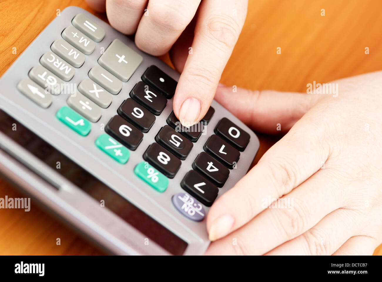Math calculations hi-res stock photography and images - Alamy