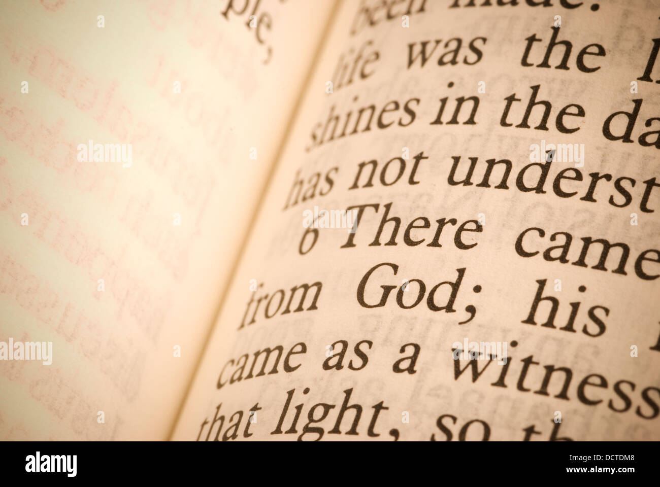 Bible text hi-res stock photography and images - Alamy