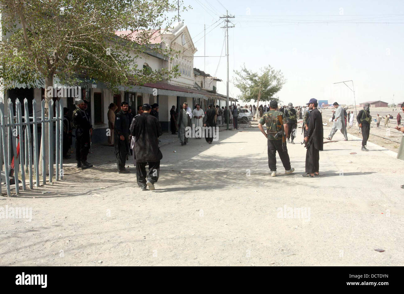 Pakistan afghan border in chaman hi-res stock photography and images ...